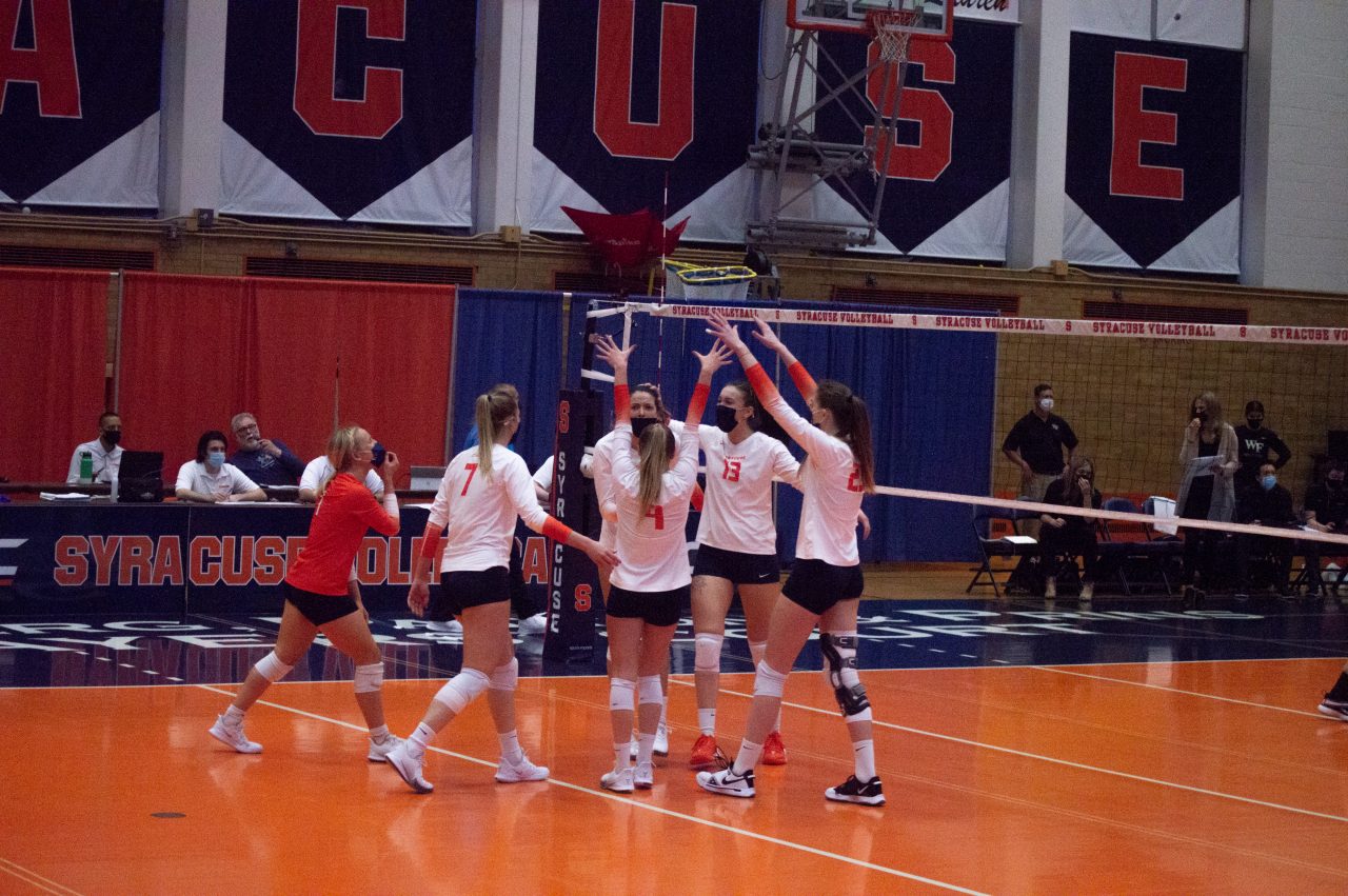 Syracuse volleyball sweeps Wake Forest at home, 3-0