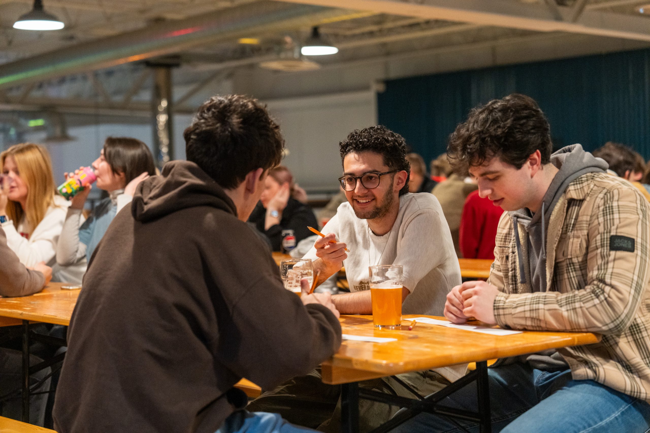 Trivia company turns nights into battles of wits